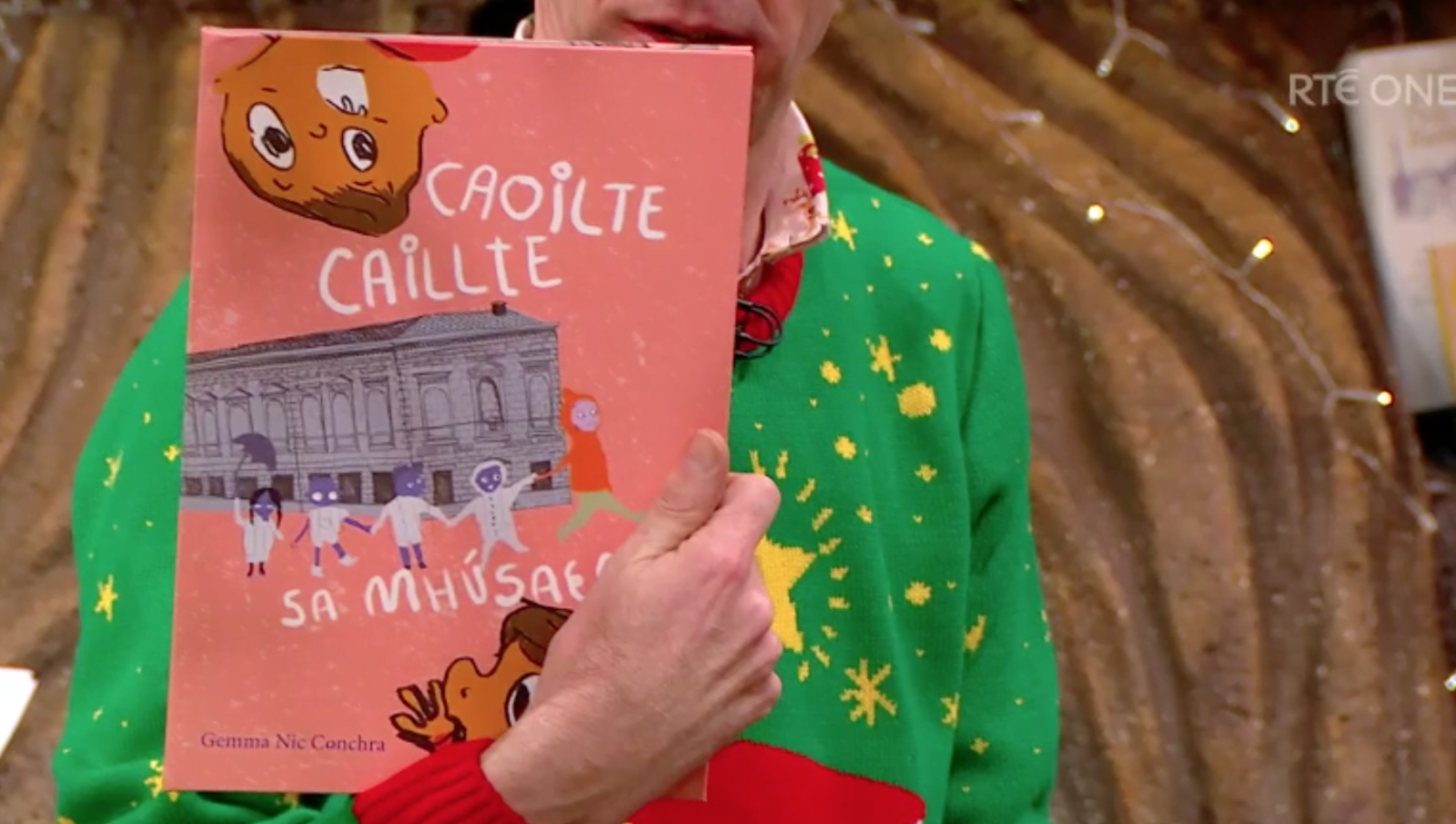 Caoilte Caillte sa Mhúsaem - Éabhlóid